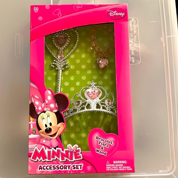 Toys | Disney Minnie Accessory Set Wand Tiara And Bracelet Nib | Poshmark